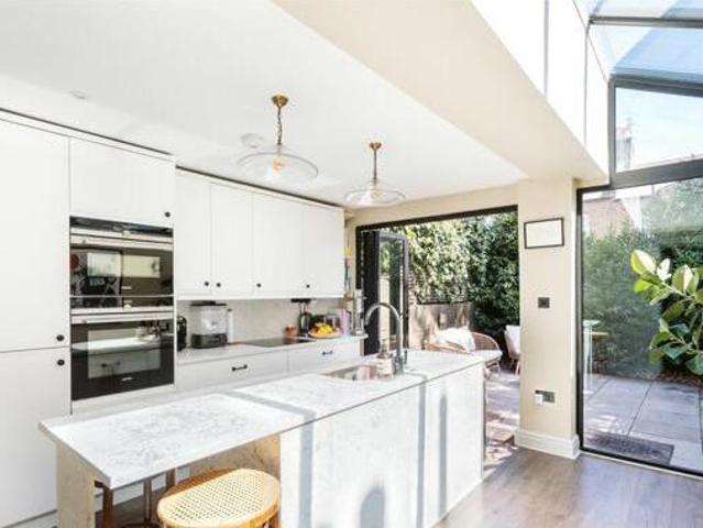 3 Bedroom Terraced House For Sale In Queens Park, London
