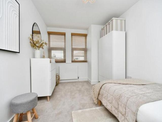 3 bedroom terraced house for sale in Queens Park Road, Brighton, BN2