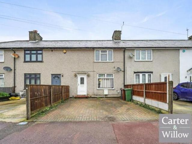 3 bedroom terraced house for sale in Rothwell Road, Dagenham, RM9