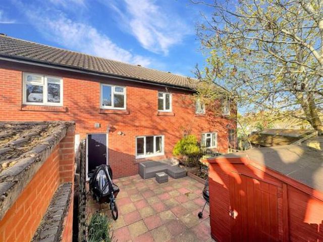 3 bedroom terraced house for sale in Robert May Close, CB1