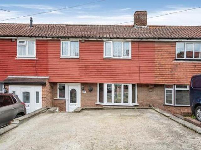 3 Bedroom Terraced House For Sale In Rochester, Kent
