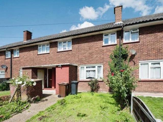 3 Bedroom Terraced House For Sale In Romford