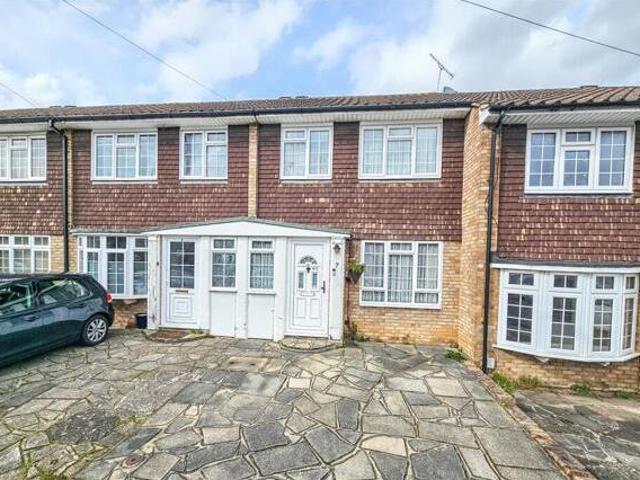 3 Bedroom Terraced House For Sale In Romford