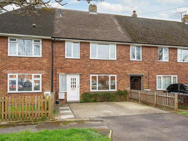 3 Bedroom Terraced House For Sale In Romsey, Hampshire