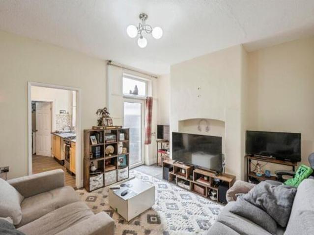 3 bedroom terraced house for sale in Ronald Road, Balby, Doncaster, DN4