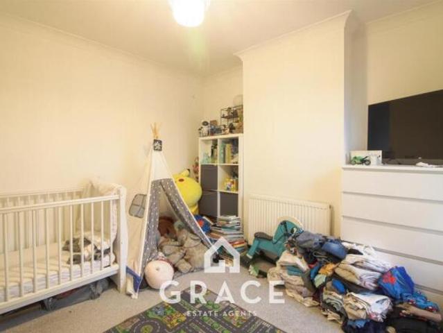 3 bedroom terraced house for sale in Rosehill Road, Ipswich, IP3