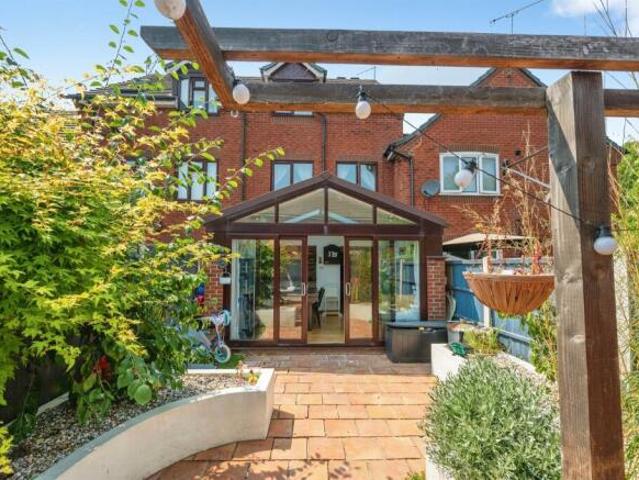 3 bedroom terraced house for sale in Race Field, Lyppard Woodgreen, Worcester, WR4
