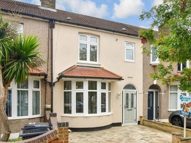 3 Bedroom Terraced House For Sale In Rainham
