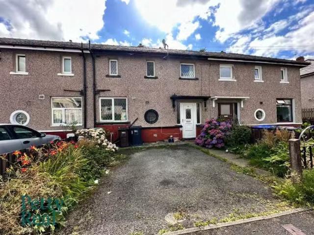 3 bedroom terraced house for sale in Rakeshouse Road, Nelson.