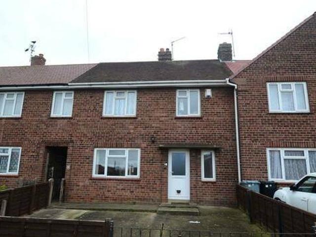 3 bedroom terraced house for sale in Range Road Grantham NG31