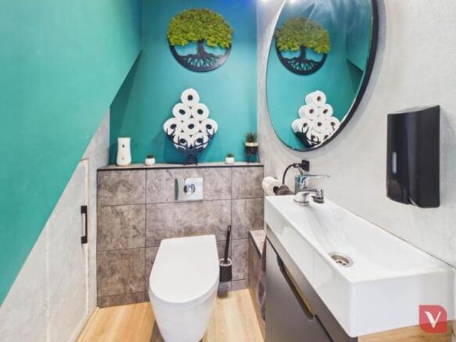 3 bedroom terraced house for sale in Reaper Close, Luton, LU4