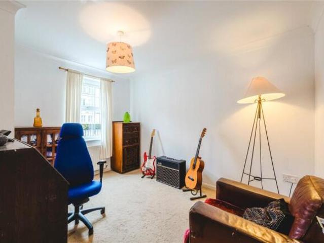 3 bedroom terraced house for sale in Redhouse Way, Redhouse, Windon, Wiltshire. SN25