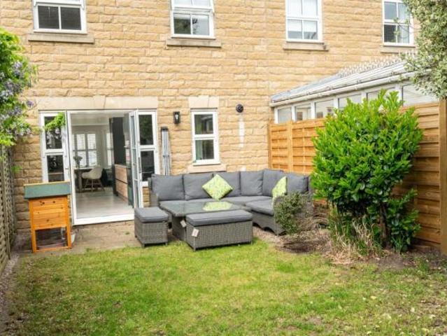 3 bedroom terraced house for sale in Redwald Drive, Guiseley, Leeds, LS20