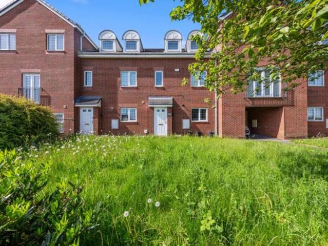 3 bedroom terraced house for sale in Regency Square, Warrington, WA5