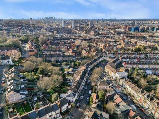3 bedroom terraced house for sale in Riverdale Road, Plumstead, London, SE18