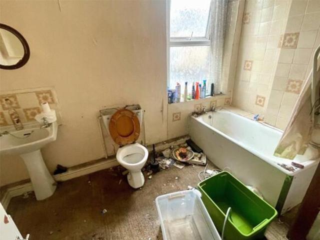 3 bedroom terraced house for sale in Ridge Street, Lancaster, Lancashire, LA1