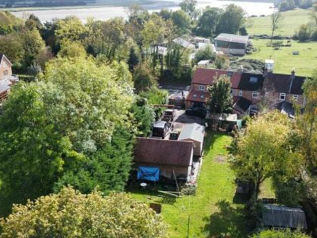 3 Bedroom Terraced House For Sale In Ruddle