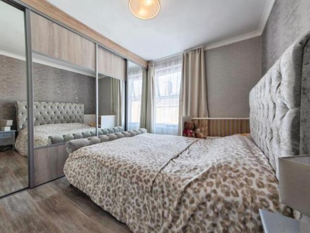 3 bedroom terraced house for sale in Russell Street, Lincoln, Lincolnshire, LN5