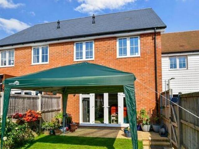3 Bedroom Terraced House For Sale In Wouldham, Rochester