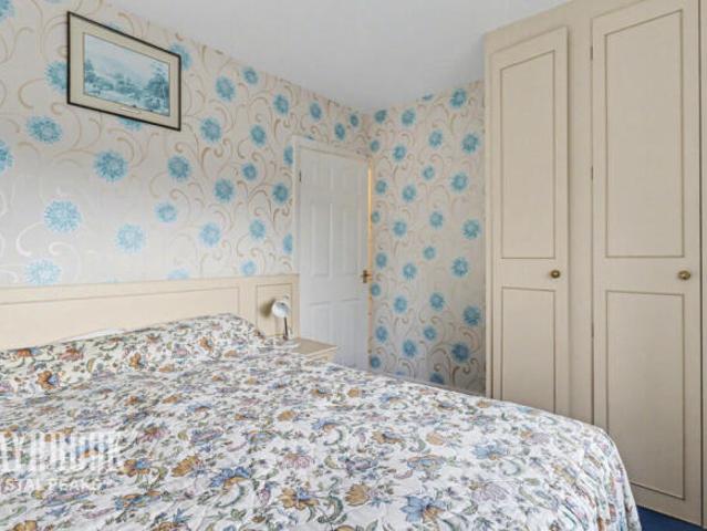 3 bedroom terraced house for sale in Woodhouse Avenue, Beighton, S20