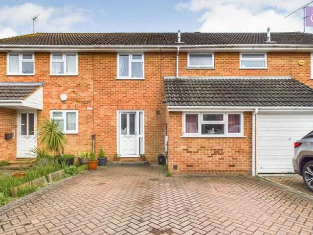 3 Bedroom Terraced House For Sale In Woodley