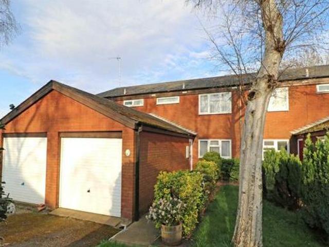 3 Bedroom Terraced House For Sale In Woodloes Park