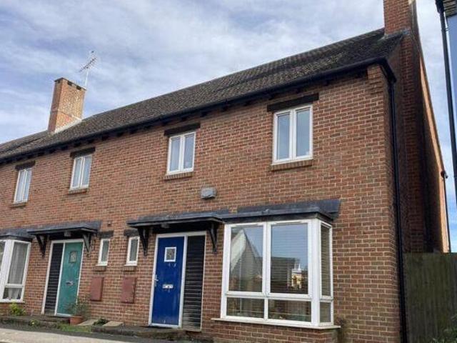 3 Bedroom Terraced House For Sale In Wool