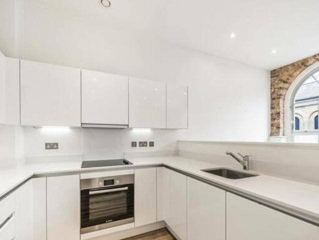 3 Bedroom Terraced House For Sale In Woolwich Riverside, London