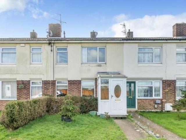 3 Bedroom Terraced House For Sale In Wootton