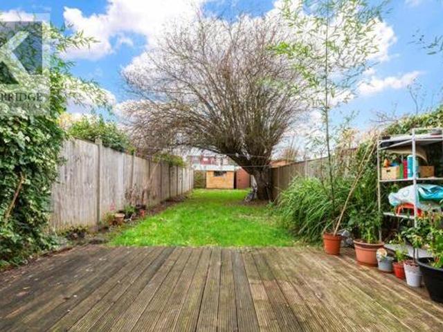 3 Bedroom Terraced House For Sale In Worcester Park