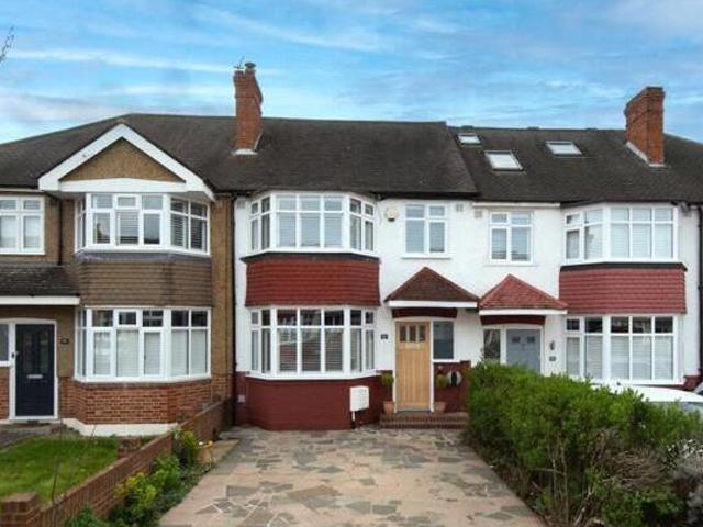 3 Bedroom Terraced House For Sale In Worcester Park, Surrey