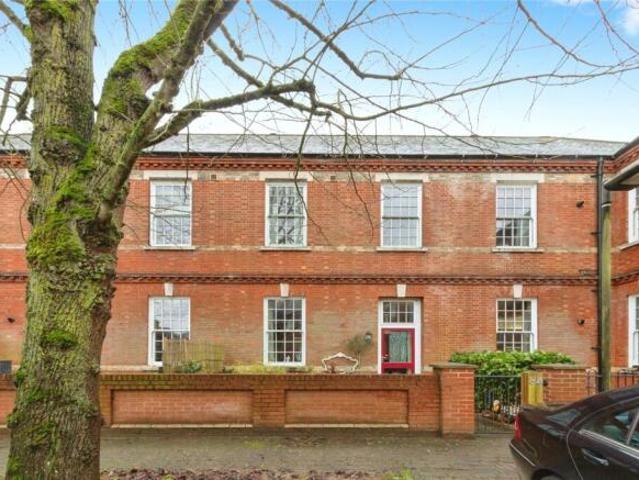 3 bedroom terraced house for sale in Watertower Way, Basingstoke, Hampshire, RG24