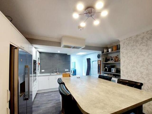 3 Bedroom Terraced House For Sale In Wainscott, Rochester