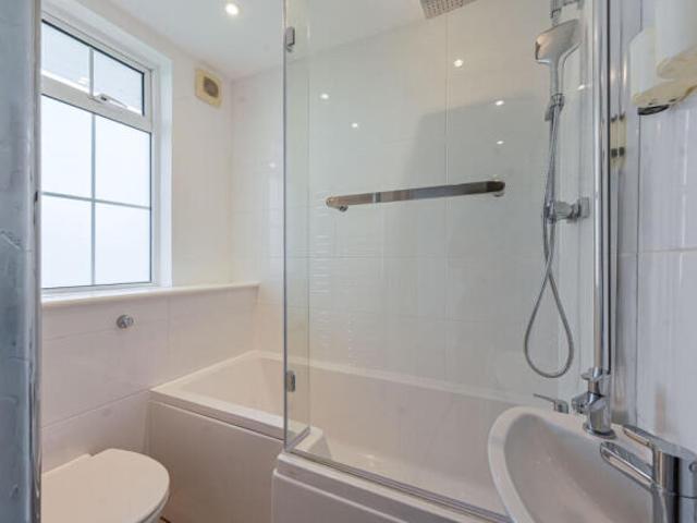 3 bedroom terraced house for sale in Walpole Road, Bromley, BR2