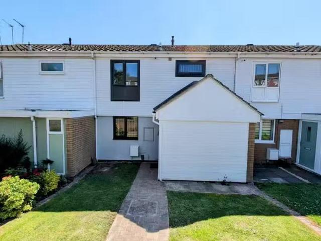 3 bedroom terraced house for sale in Wandsbeck, Tamworth, B77