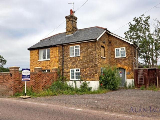 3 bedroom terraced house for sale in Wantz Cottage, St. Marys Lane, Brentwood, Essex, CM13