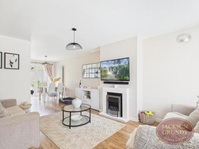 3 bedroom terraced house for sale in Welford Road, Kingsthorpe, NN2 8PS, NN2