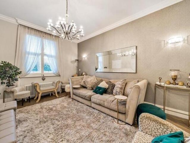 3 bedroom terraced house for sale in Wellesley Road, London, SE18