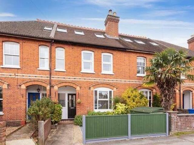 3 bedroom terraced house for sale in Wellington Road Maidenhead SL6