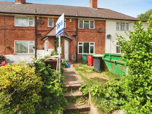 3 bedroom terraced house for sale in Welstead Avenue, Nottingham, NG8