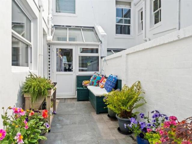 3 bedroom terraced house for sale in Wembury Park Road, Plymouth, PL3