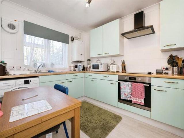 3 bedroom terraced house for sale in Wessex Lane, SOUTHAMPTON, Hampshire, SO18