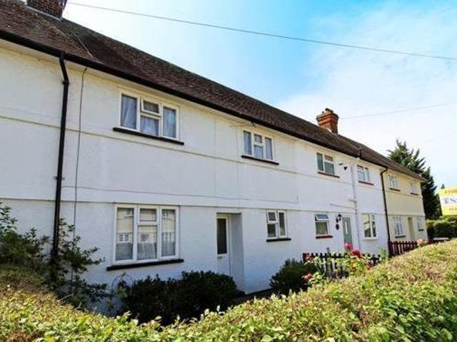 3 bedroom terraced house for sale in West View Letchworth Garden City SG6 SG6