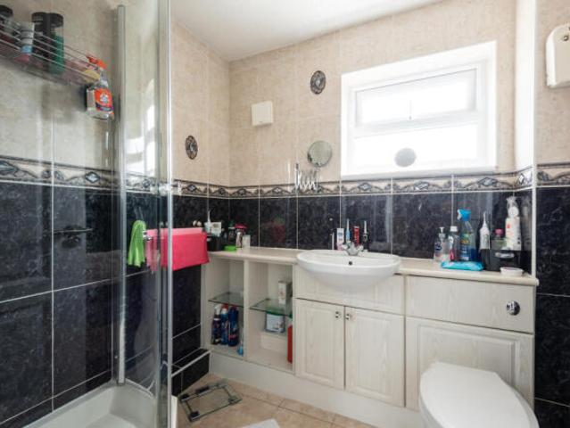 3 bedroom terraced house for sale in West Parade, Londesborough Street, Kingston Upon Hull, City Of Kingston Upon Hull, HU3