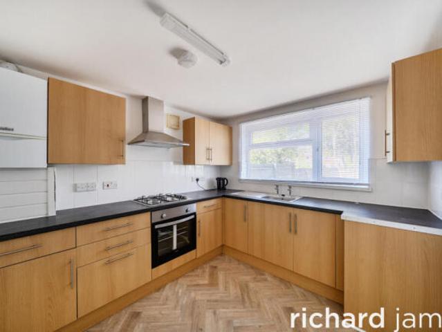 3 bedroom terraced house for sale in Westmorland Road, Swindon, SN1