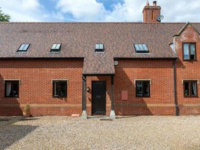 3 Bedroom Terraced House For Sale In Westoning, Bedfordshire