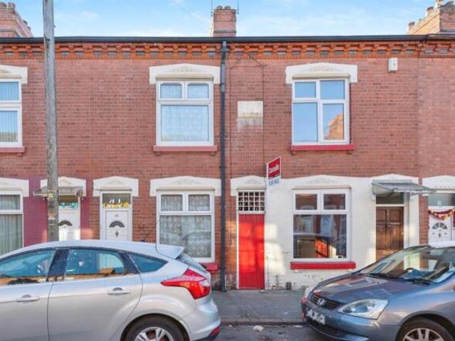 3 bedroom terraced house for sale in Westbourne Street, Leicester, LE4