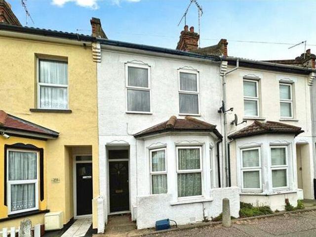 3 Bedroom Terraced House For Sale In Westcliff on sea