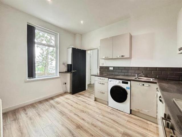 3 bedroom terraced house for sale in Westcroft Road, Bradford, BD7 3EN, BD7