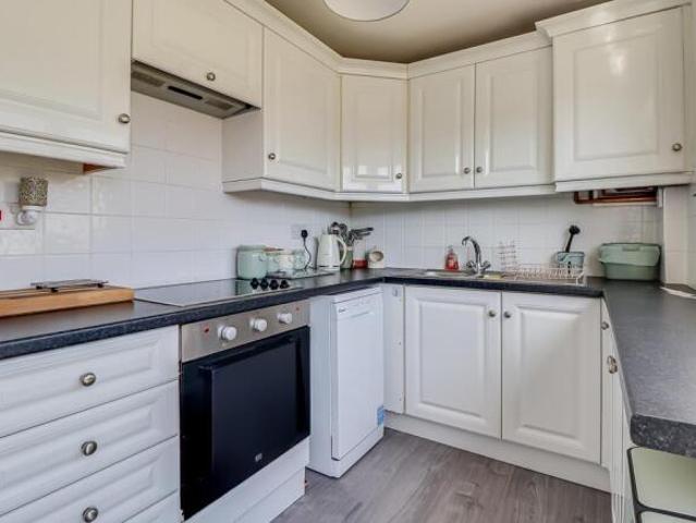 3 bedroom terraced house for sale in Western Approaches, Southend on Sea, SS2